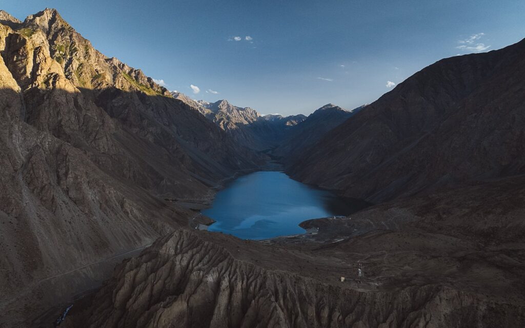Hiking to Satpara Lake in Skardu: Complete Guide