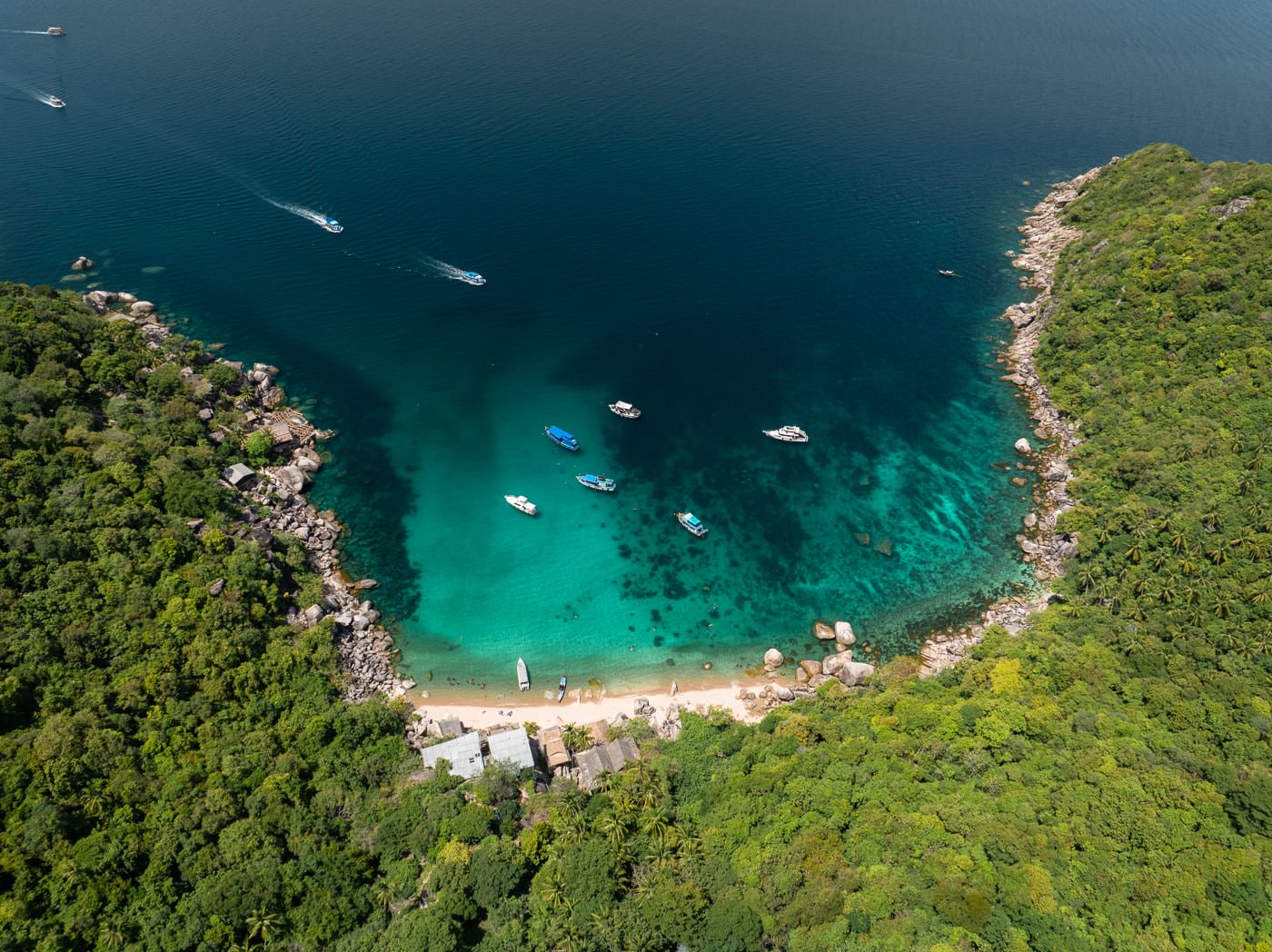 How to Get to Mango Bay Koh Tao & Where to Snorkel